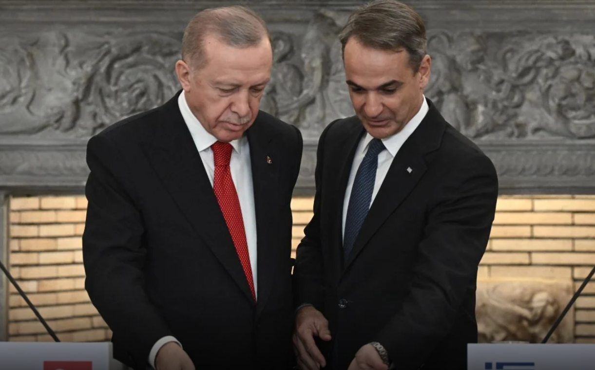 ΕΙΝΑΙ ΠΡΟΔΟΤΗΣ! ΑΔΙΑΝΟΗΤΗ ΑΠΟΚΑΛΥΨΗ ΓΙΑ ΜΗΤΣΟΤΑΚΗ ΑΠΟ ΤΟ ΣΤΟΜΑ ΤΟΥ ...