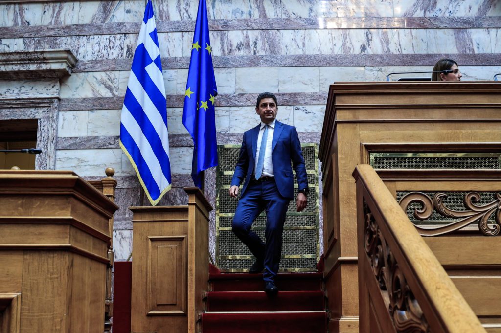 ΤΗΣ ΠΟΥΤ@Ν@Σ ΣΤΟ ΚΑΓΚΕΛΟ!!! ΕΠΙΧΕΙΡΗΣΗ ΣΥΓΚΑΛΥΨΗΣ ΚΑΙ ΓΙΑ ΤΑ ΝΤΑΗΛΙΚΙΑ ...