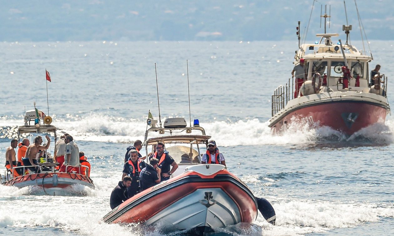 ΜΟΝΟ ΤΟ ΜΑΚΕΛΕΙΟ ΤΟΛΜΗΣΕ ΚΑΙ ΤΟ ΕΓΡΑΨΕ! ΑΠΟΚΑΛΥΦΘΗΚΕ ΤΟ ΜΑΥΡΟ ΚΟΥΤΙ ΤΗΣ ...
