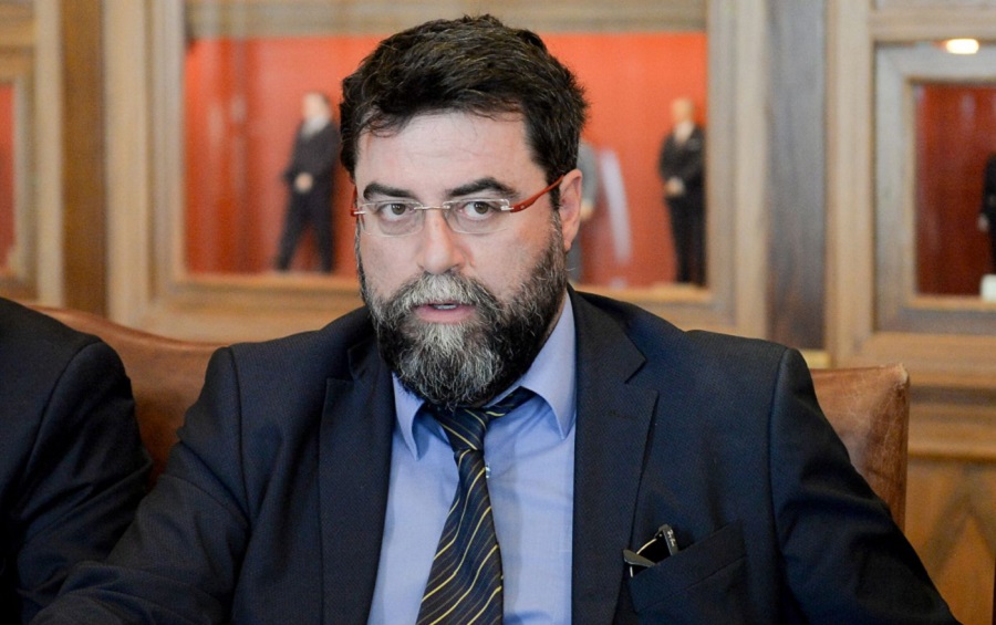 ΟΙΚΟΝΟΜΟΥ, ΥΦΥΠΟΥΡΓΟΣ ΜΕΤΑΦΟΡΩΝ ΤΗΣ ΣΥΜΜΟΡΙΑΣ ΜΗΤΣΟΤΑΚΗ: «ΓΙΑΤΙ ΜΙΛΑΤΕ ...