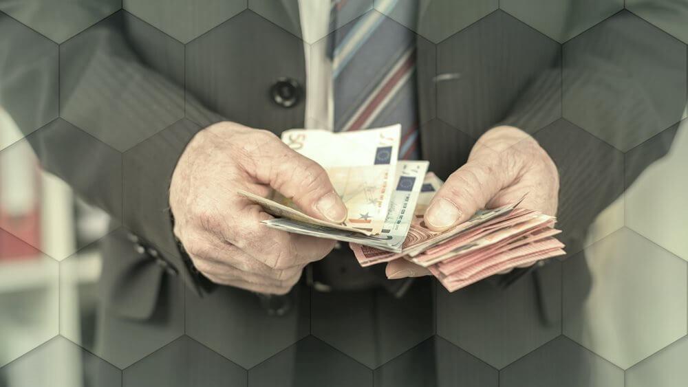 Έρχονται αναδρομικά 48 μηνών σε 32.500 συνταξιούχους – Ποιους αφορά, τι ποσά θα λάβουν – Makeleio.gr