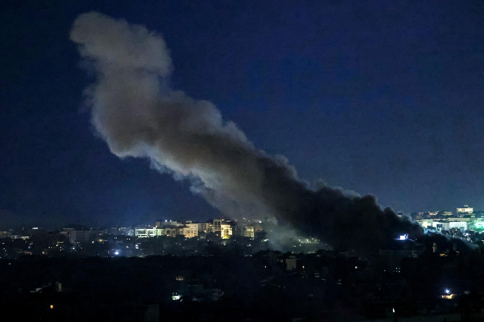 ΤΟ ΙΣΡΑΗΛ ΕΠΙΤΕΘΗΚΕ ΣΤΟ ΙΡΑΝ. ΧΤΥΠΗΜΑΤΑ ΣΕ ΣΤΡΑΤΙΩΤΙΚΕΣ ΕΓΚΑΤΑΣΤΑΣΕΙΣ ...