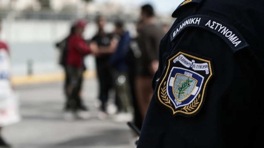 ΑΙΧΜΕΣ ΠΡΟΣ ΤΗΝ ΚΥΒΕΡΝΗΣΗ – ΚΟΛΑΦΟΣ ΟΙ ΣΥΝΔΙΚΑΛΙΣΤΕΣ ΤΗΣ ΑΣΤΥΝΟΜΙΑΣ ΓΙΑ ...