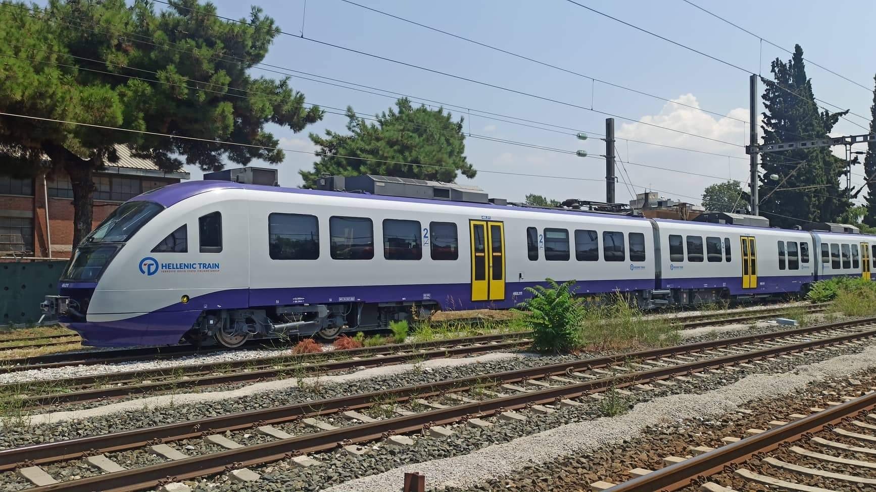Η ανακοίνωση της Hellenic Train για τη σύγκρουση Προαστιακού με ΙΧ: «Οι μπάρες ήταν ανεβασμένες ...