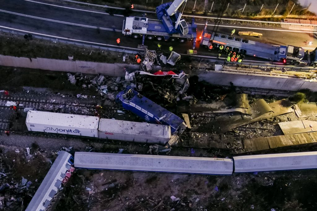 ΤΕΜΠΗ – ΕΓΚΛΗΜΑ ΧΩΡΙΣ ΤΙΜΩΡΙΑ: ΤΡΑΥΜΑΤΙΣΜΕΝΟΣ 19ΧΡΟΝΟΣ ΕΚΛΙΠΑΡΕΙ ΓΙΑ ...
